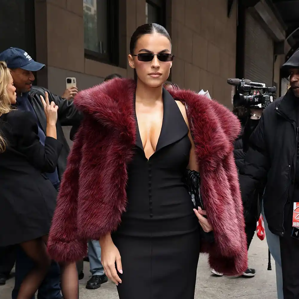 Sarah Jane Nader NYC 2025 Red Fur Jacket – TrendsFORT